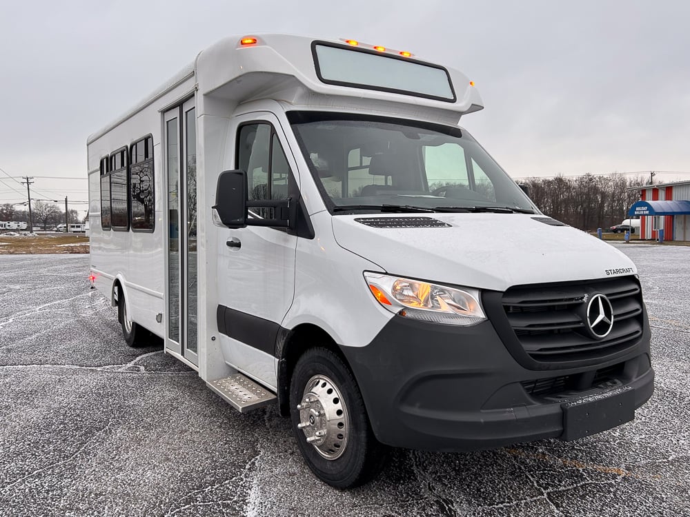 Mercedes-Benz Shuttle Bus | Model 1 Commercial Vehicles