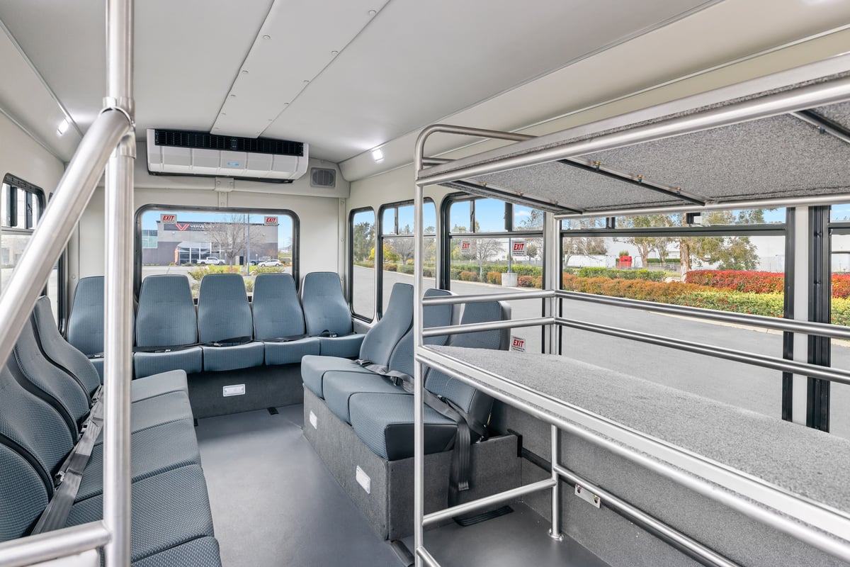 Mercedes-Benz Shuttle Bus | Model 1 Commercial Vehicles